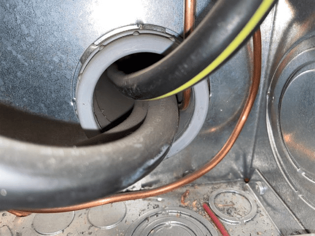 Electrical distribution and service panels - common issues - Pro-Tech ...